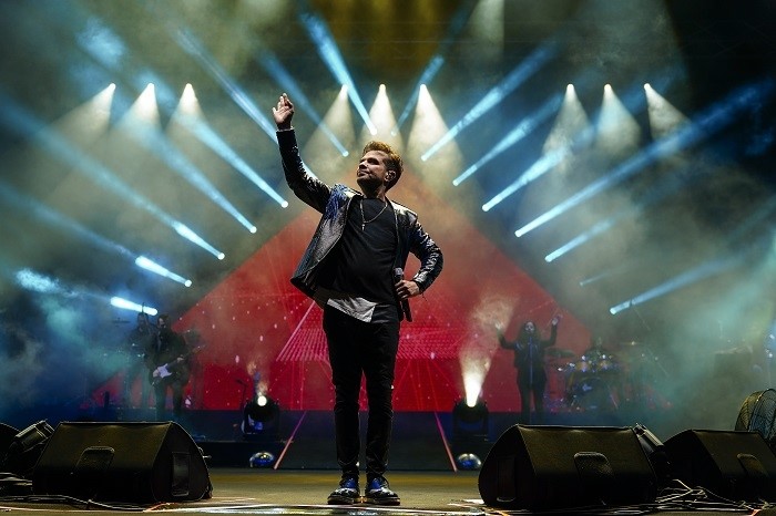 İşte yılbaşı konserleri? Hangi ünlü yeni yıla nerede girdi? | Temiz Magazin