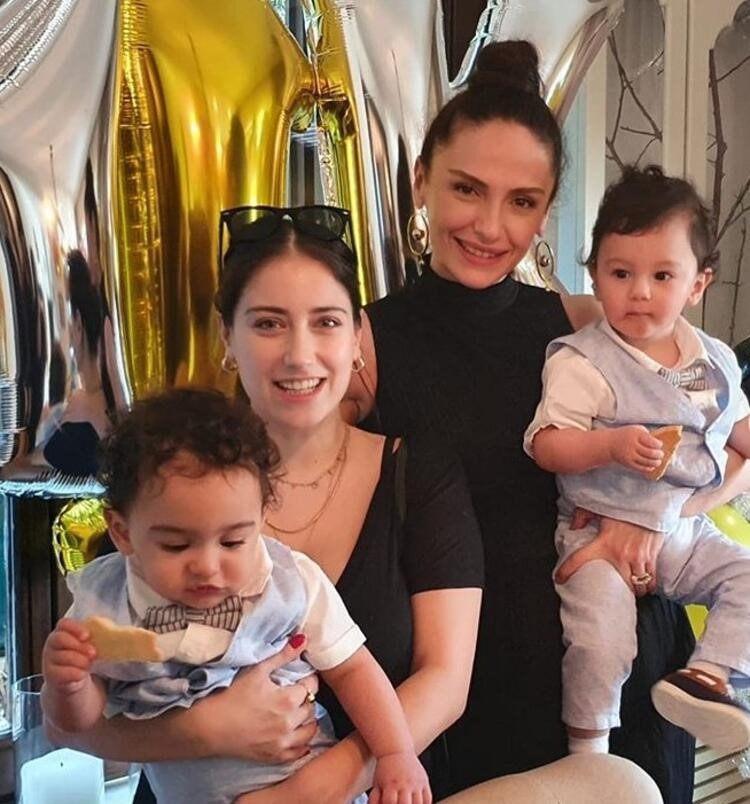 Sinem Uslu ile Mustafa Uslu'nun ikizleri 1 yaşında | Temiz Magazin