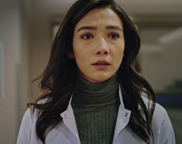Aybüke Pusat Milyoner'e katılmış! | Temiz Magazin
