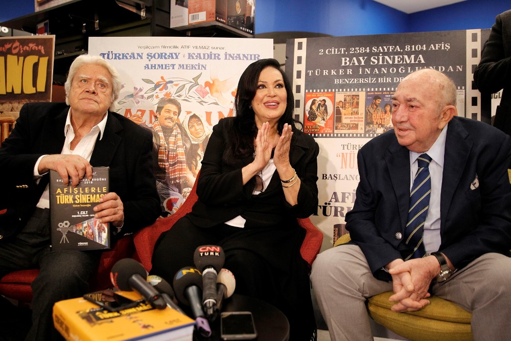 Türker İnanoğlu'ndan afişlerle Türk sineması kitabı | Temiz Magazin