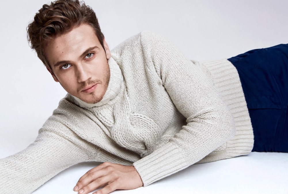 İçerde'nin Mert'i Aras Bulut İynemli, dizi setinde kolunu kırdı ...